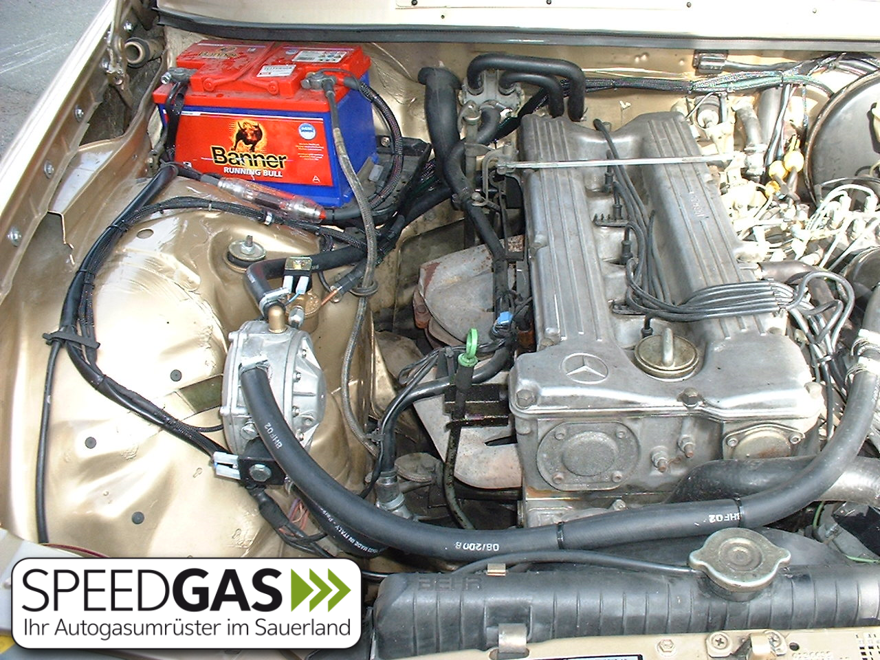 Mercedes Benz W123 280CE mit Venturi Gasanlage - speed-gas.de